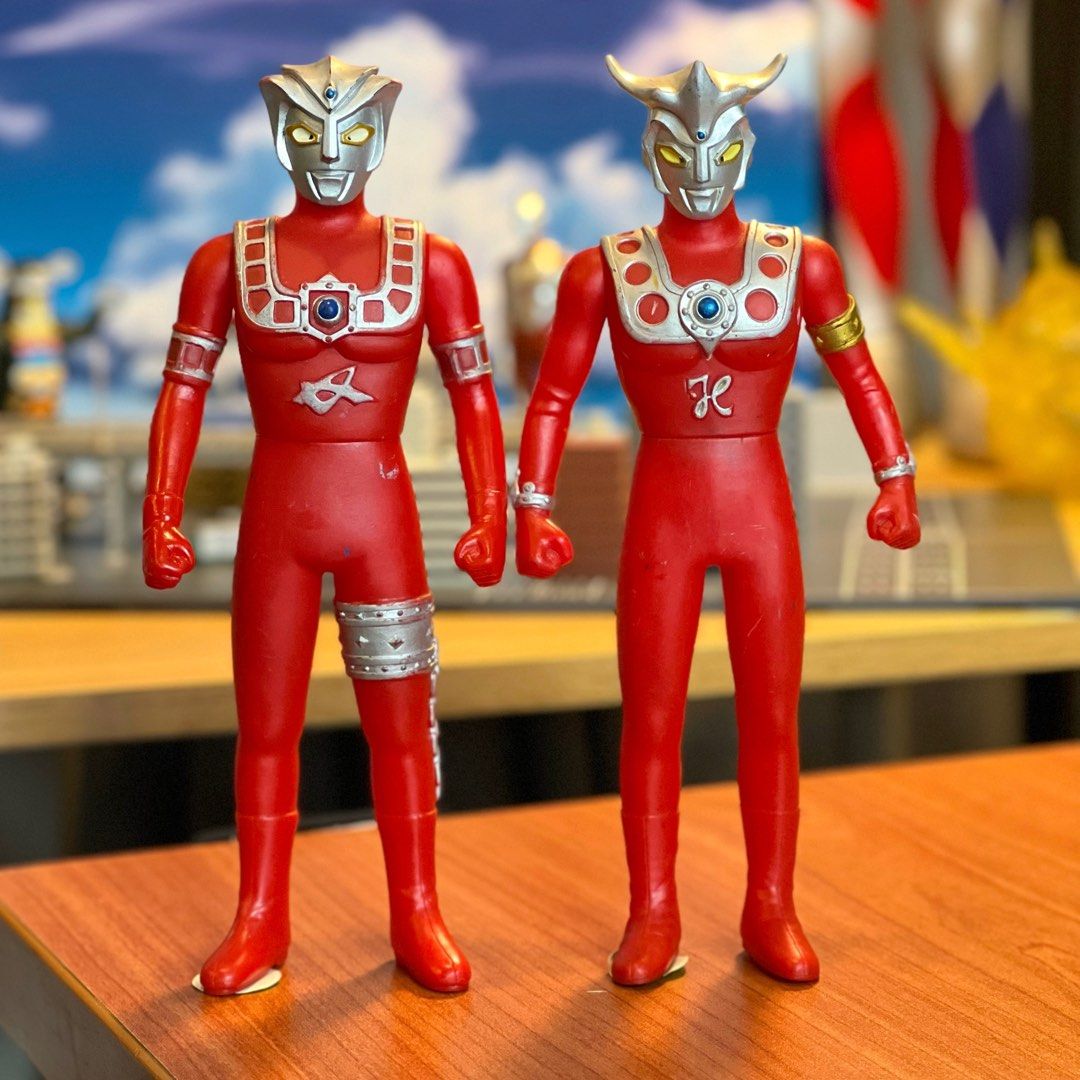 Ultraman Leo And Astra