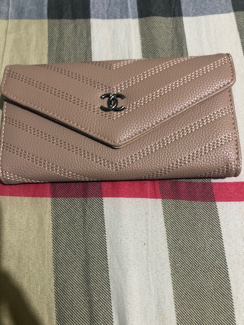Tan Bifold Wallet, Women's Fashion, Bags & Wallets, Wallets & Card ...