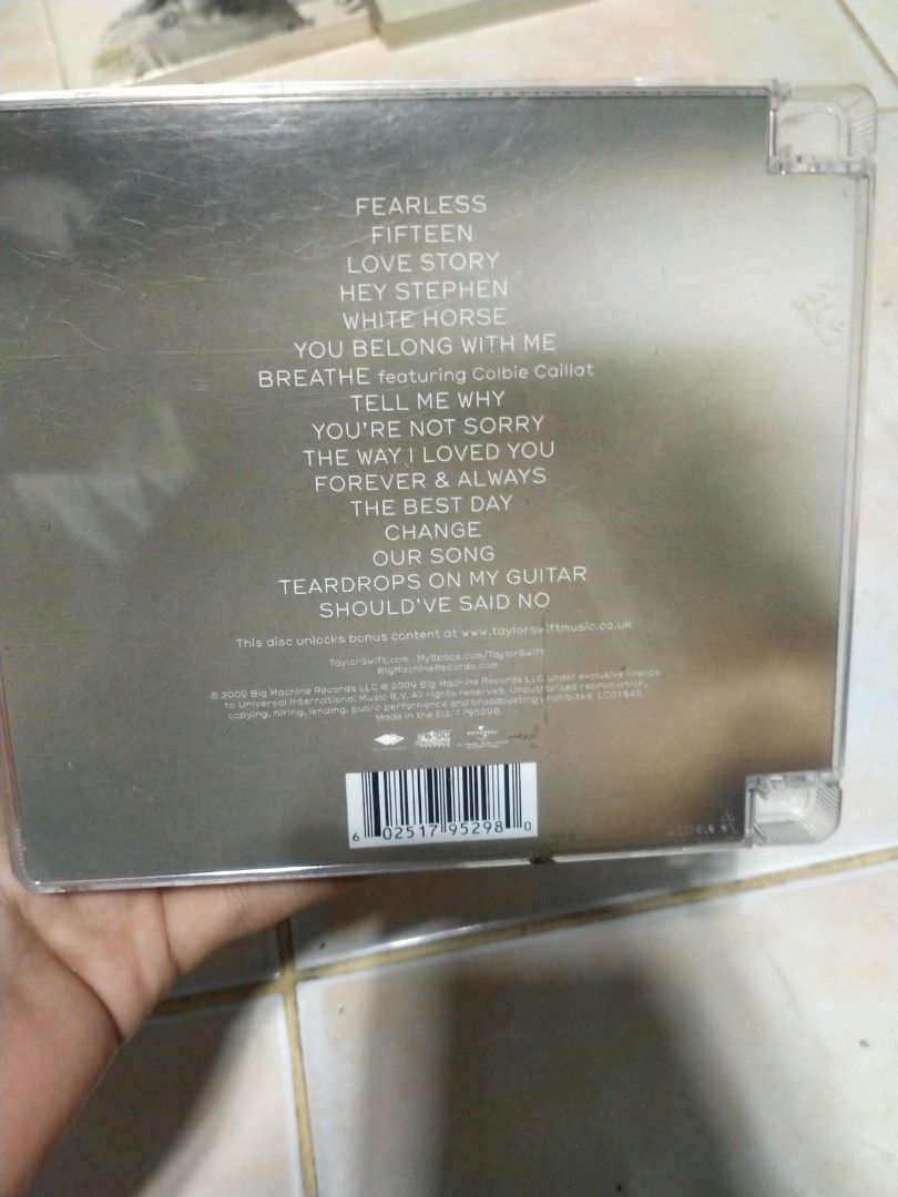Taylor Swift Fearless International ED UK, Hobbies & Toys, Music ...