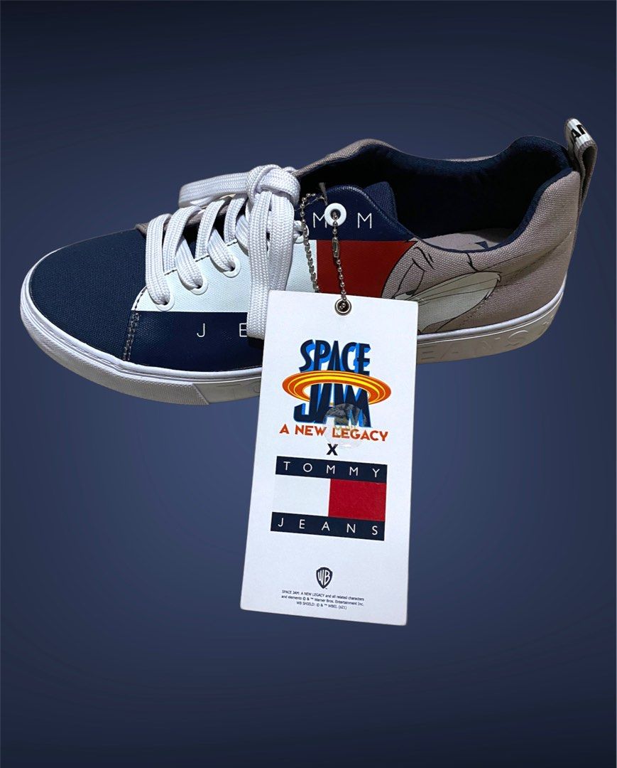 Tommy Hilfiger, Space Jam A New Legacy X Tommy Jeans Bugs Bunny TM ...