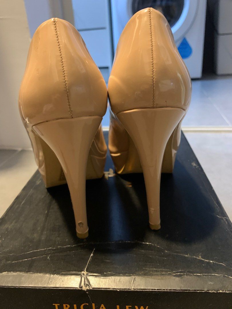 Tricia Lew, Women's Fashion, Footwear, Heels on Carousell
