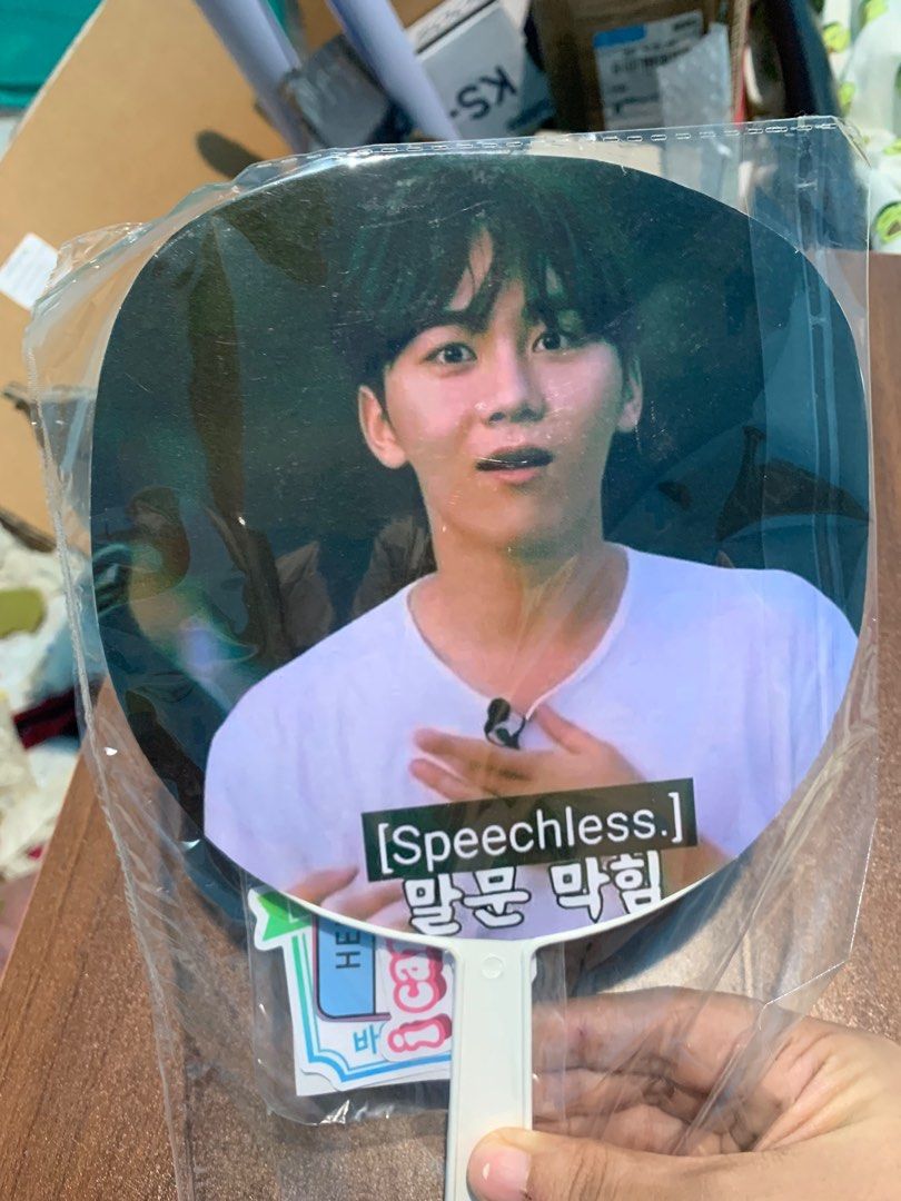 TXT BTS Seventeen Tomorrow x Together Hand Fan, Hobbies & Toys ...