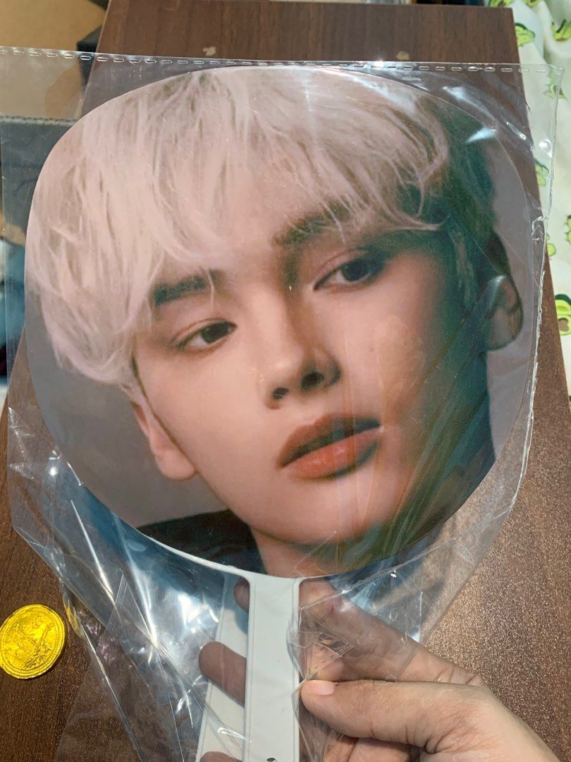 TXT BTS Seventeen Tomorrow x Together Hand Fan, Hobbies & Toys ...