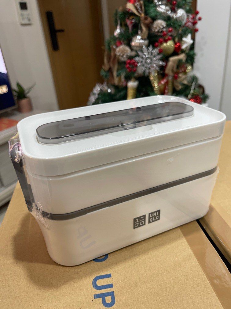 Uniqlo lunch box, Furniture & Home Living, Kitchenware & Tableware ...