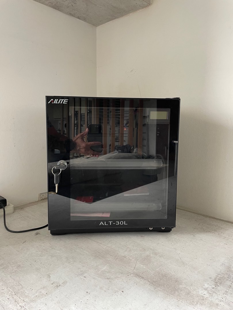 (USED) AILITE DRY CABINET ALT-30 30L, Photography, Photography ...