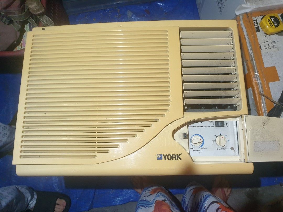 York Air Conditioning Unit (AC Unit) Window Type Aircon, TV & Home ...
