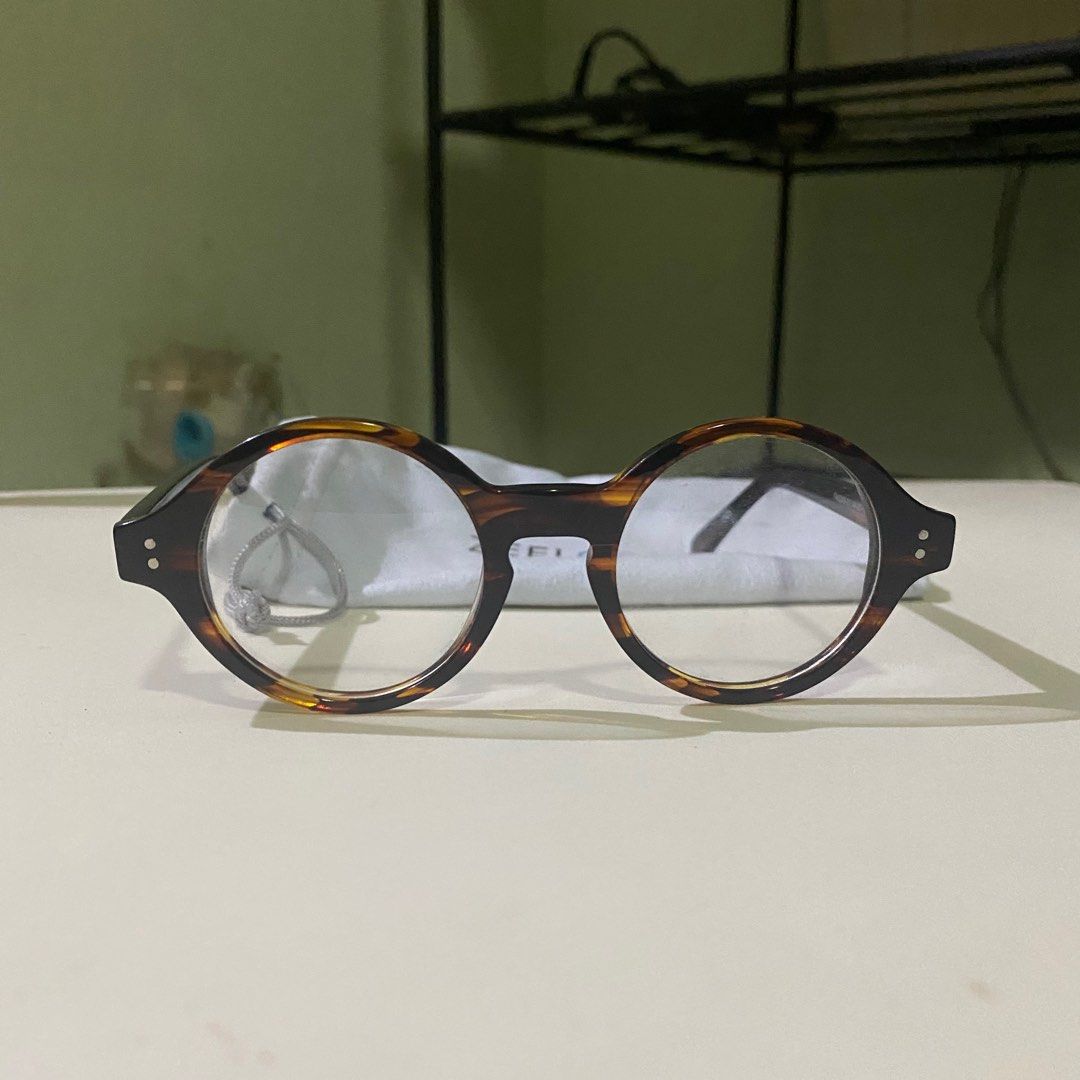 ZEELOL Glasses (kacamata), Fesyen Wanita, Aksesoris di Carousell