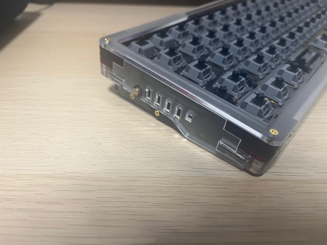 [WAY BELOW COST] Zuoer68 Acrylic Custom Keyboard Kit on Carousell