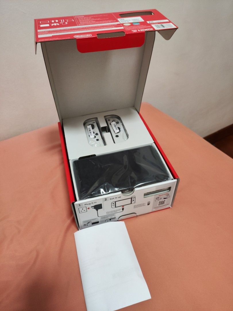 2nd hand Nintendo switch Oled, Video Gaming, Video Game Consoles ...