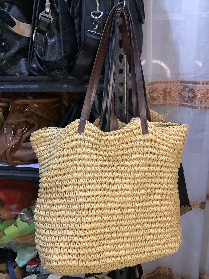 Abaka Bag, Women's Fashion, Bags & Wallets, Beach Bags on Carousell