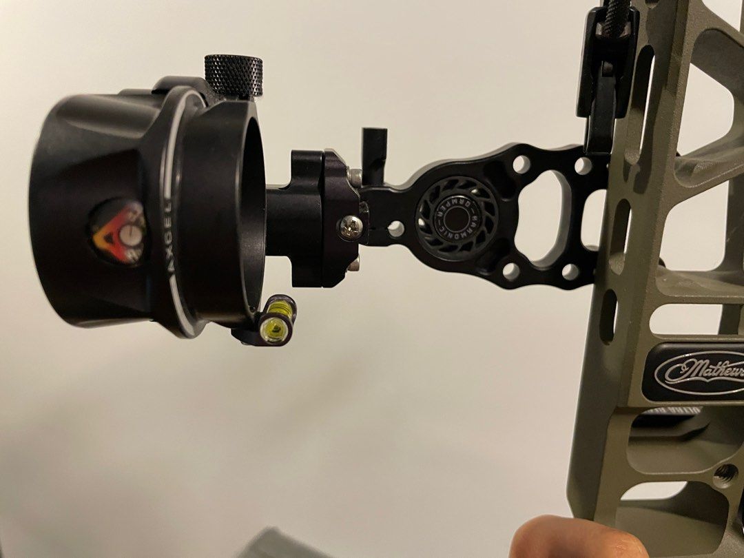 Acxel Armortech 5 pin sight, Sports Equipment, Other Sports Equipment and Supplies on Carousell