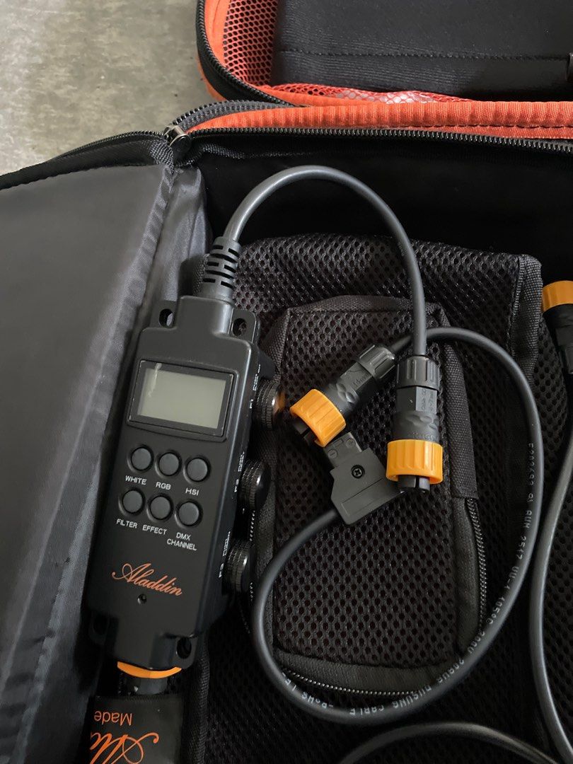 Aladdin All-In-2 RGBWW Flex Light with DMX remote, softbox and grid ...