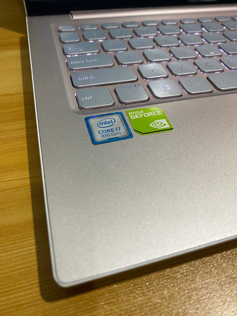 ASUS VIVOBOOK S13 ROSE GOLD TOUCH FINGERPRINT CORE I7 8TH GEN 8GB RAM 256GB SSD 2GB