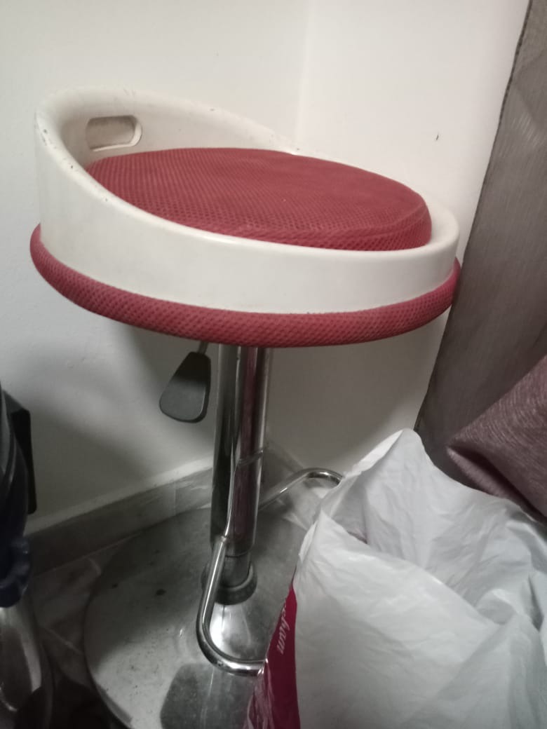 bar stools, Furniture & Home Living, Furniture, Chairs on Carousell