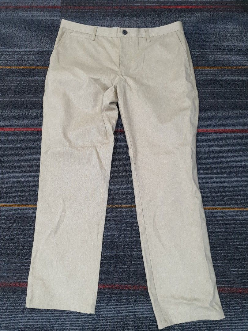 Brand new G2000 chinos pants, Men's Fashion, Bottoms, Chinos on Carousell