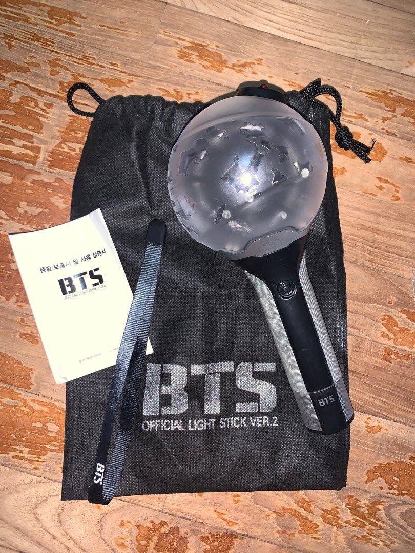 bts army bomb light stick version 2, Hobbies & Toys, Memorabilia ...