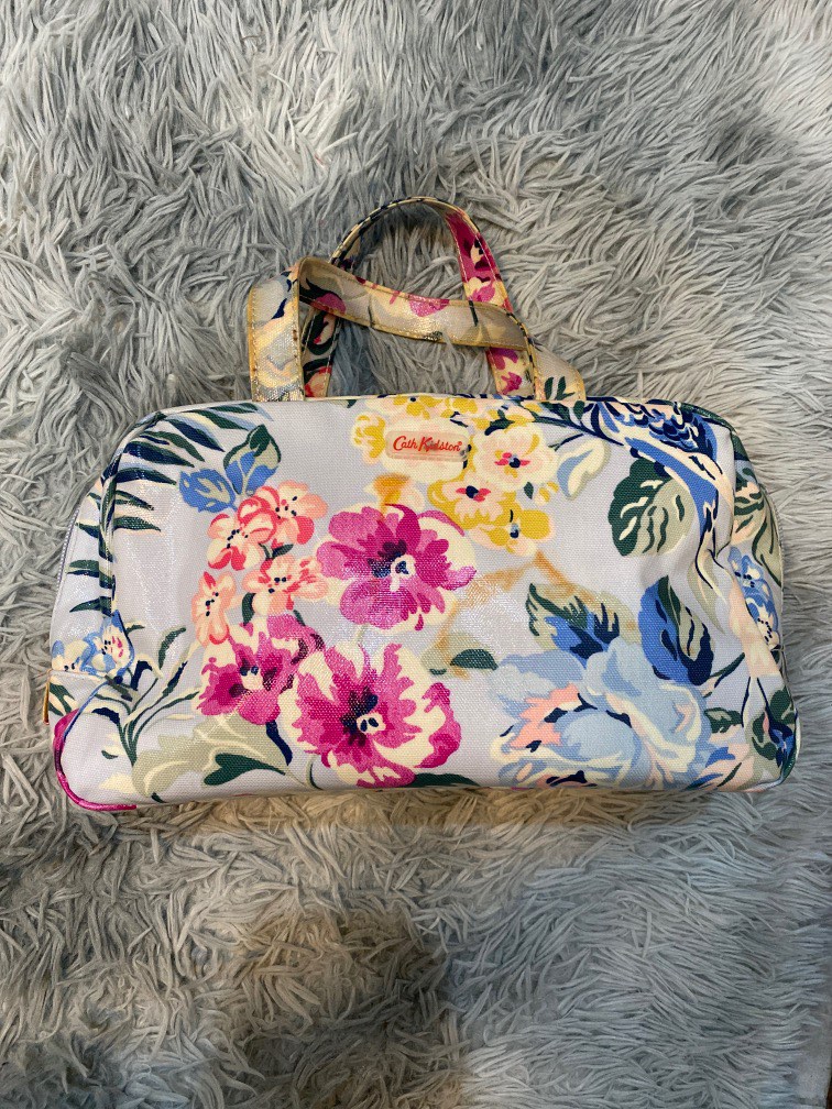 Cath Kidston bag, Women's Fashion, Bags & Wallets, Shoulder Bags on ...