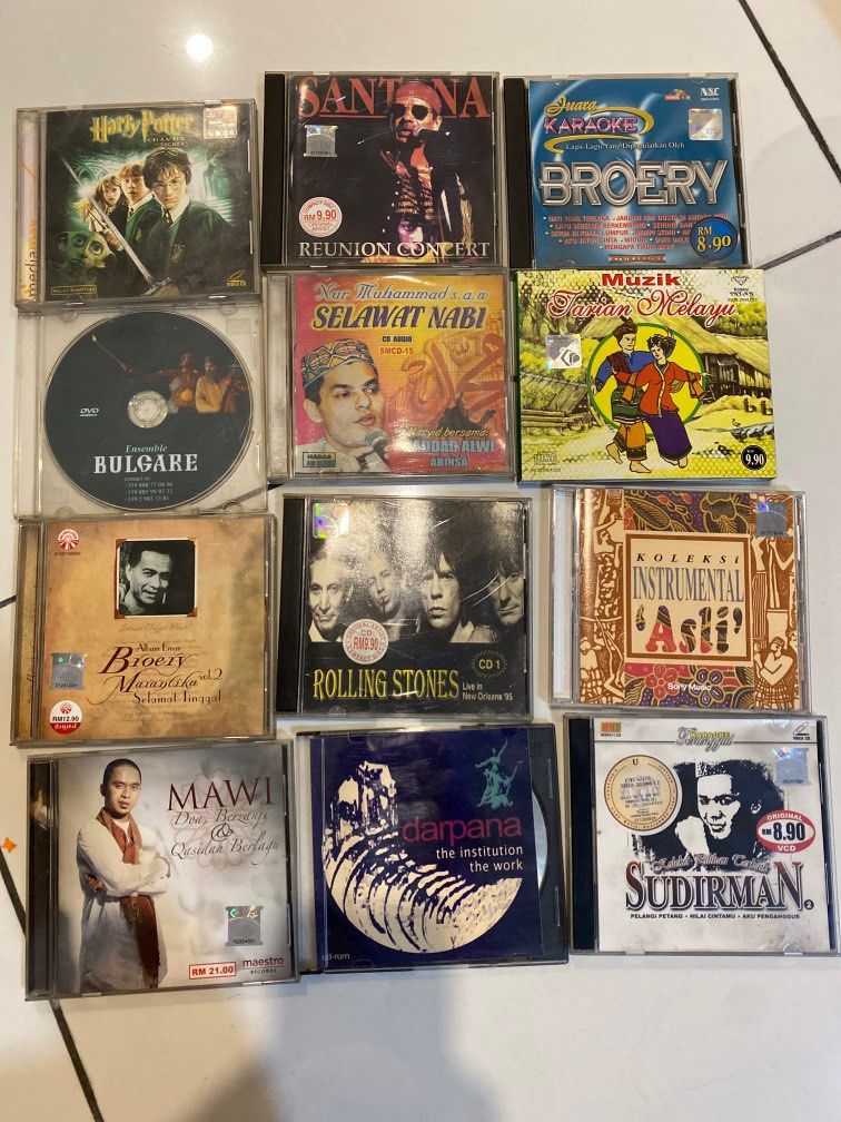 CD Lama/ Lagu, Hobbies & Toys, Music & Media, CDs & DVDs on Carousell