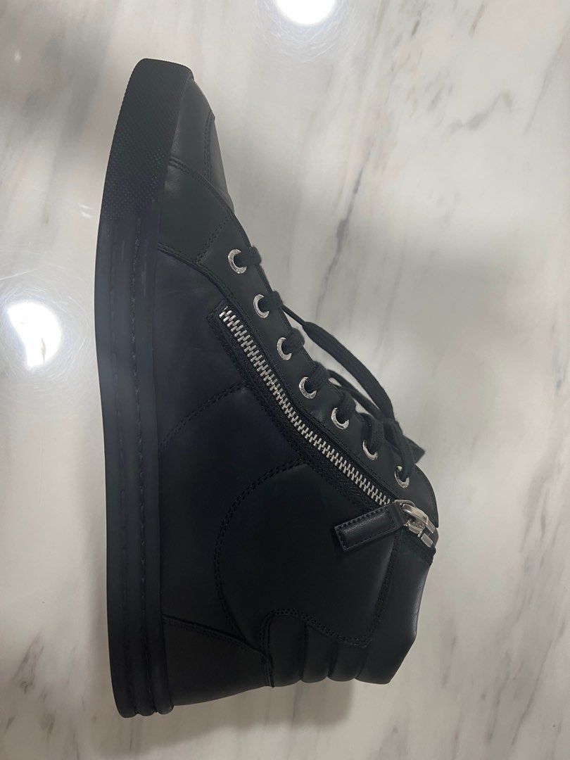 CHANEL - Pre Loved Original Leather Sneakers, Women's Fashion, Footwear ...