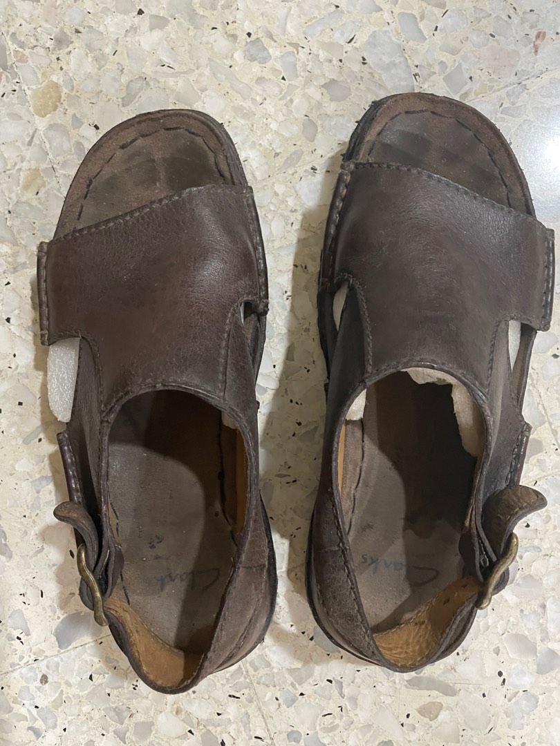 Clarks Sandles, Men's Fashion, Footwear, Flipflops and Slides on Carousell