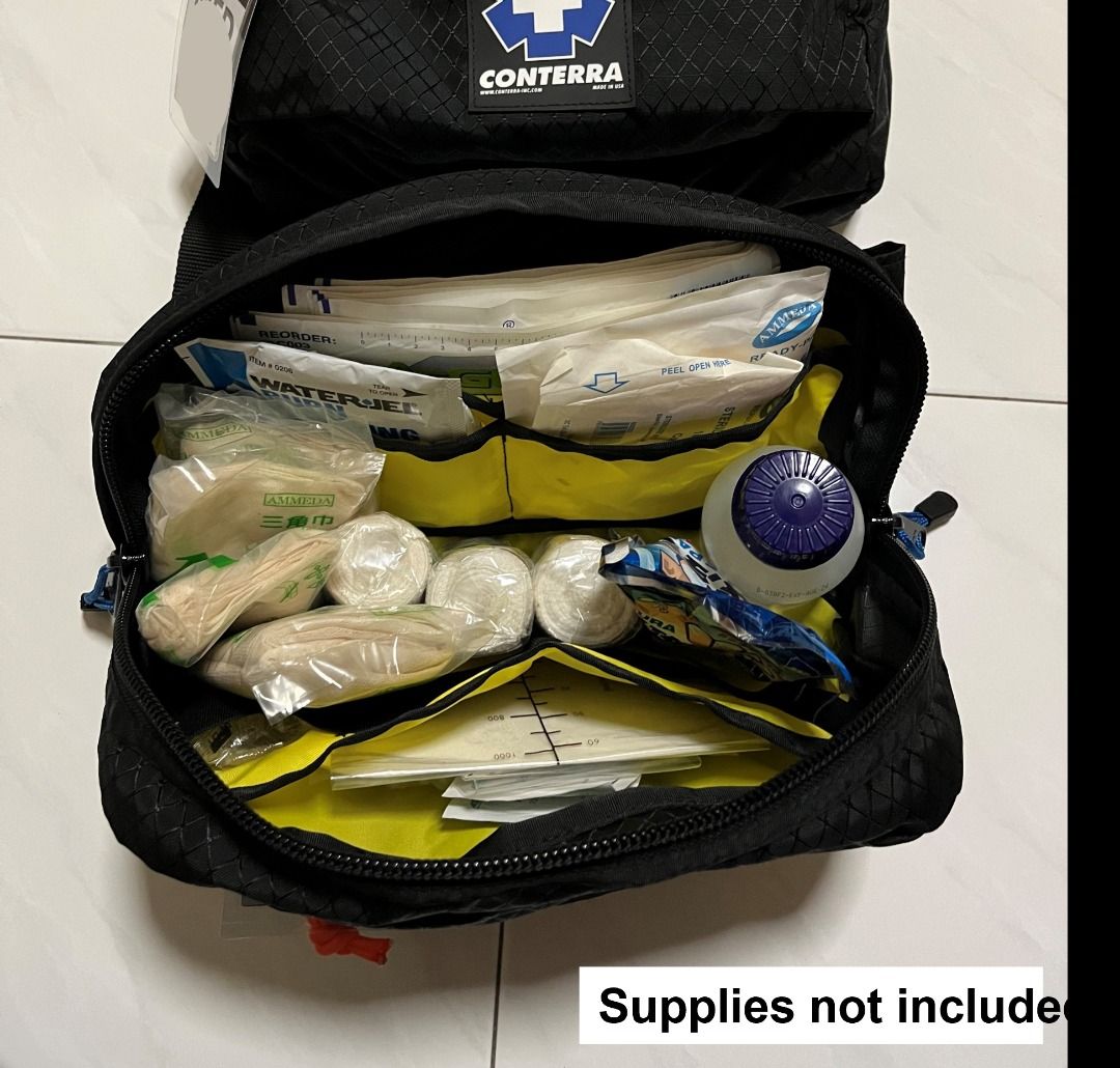 Conterra First Aid Waistpack, Men's Fashion, Bags, Belt bags, Clutches ...