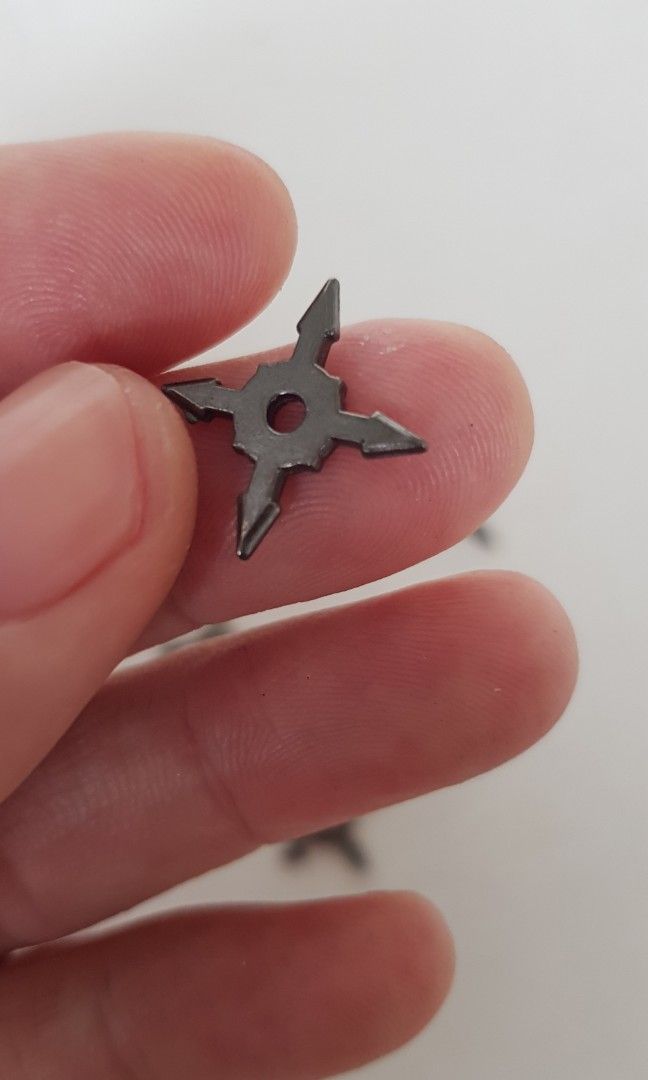 Crazy Owner 1/6 scale Ninja Throwing Stars metal, Hobbies & Toys, Toys ...