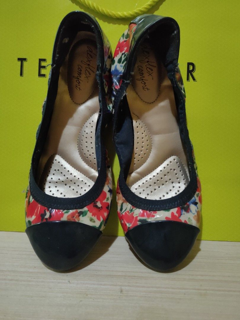 Deflex Comfort, Women's Fashion, Footwear, Flats & Sandals on Carousell