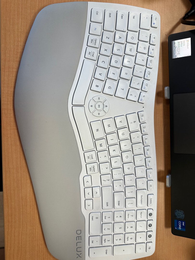 Delux Ergonomic wireless bluetooth keyboard, Computers & Tech, Parts ...