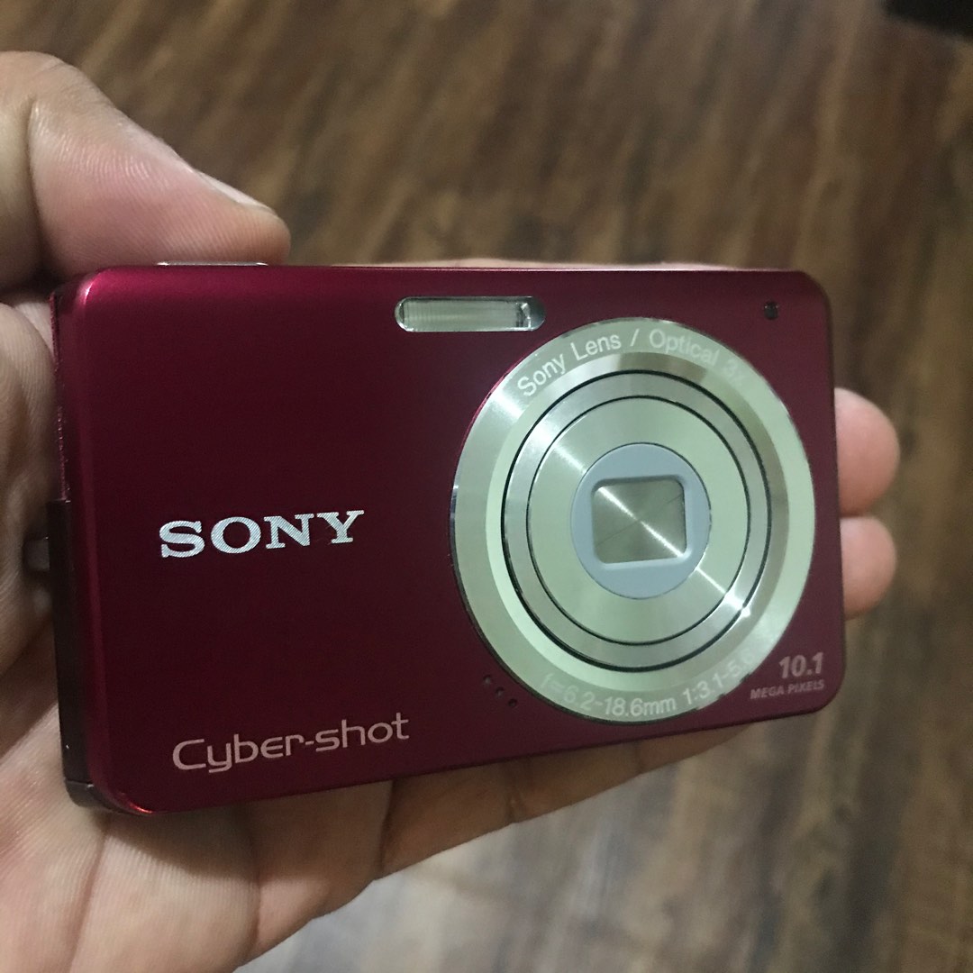 Digital Camera Digicam Sony, Photography, Cameras on Carousell