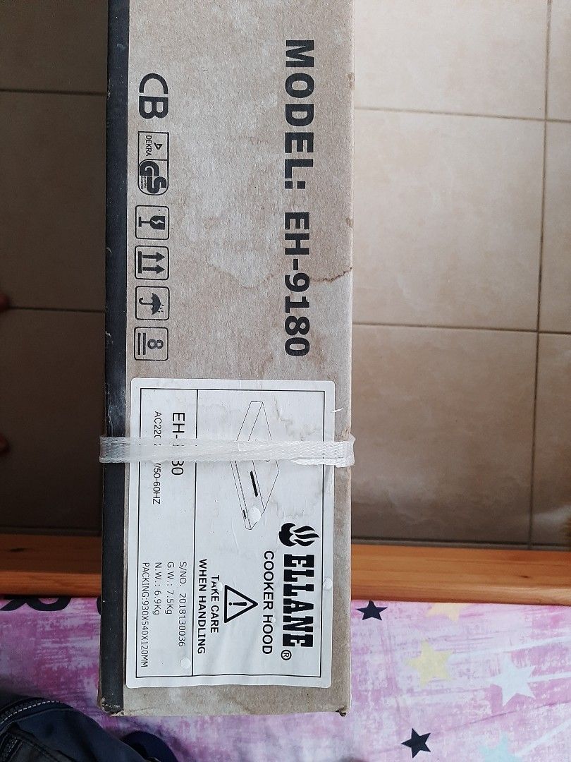 Elaine cooker hood, TV & Home Appliances, Kitchen Appliances, Hobs ...