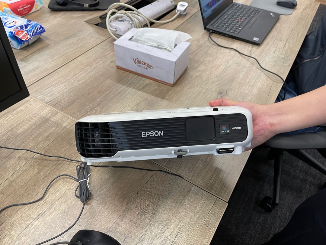 Epson EB-SO4 projector, Computers & Tech, Office & Business Technology on Carousell