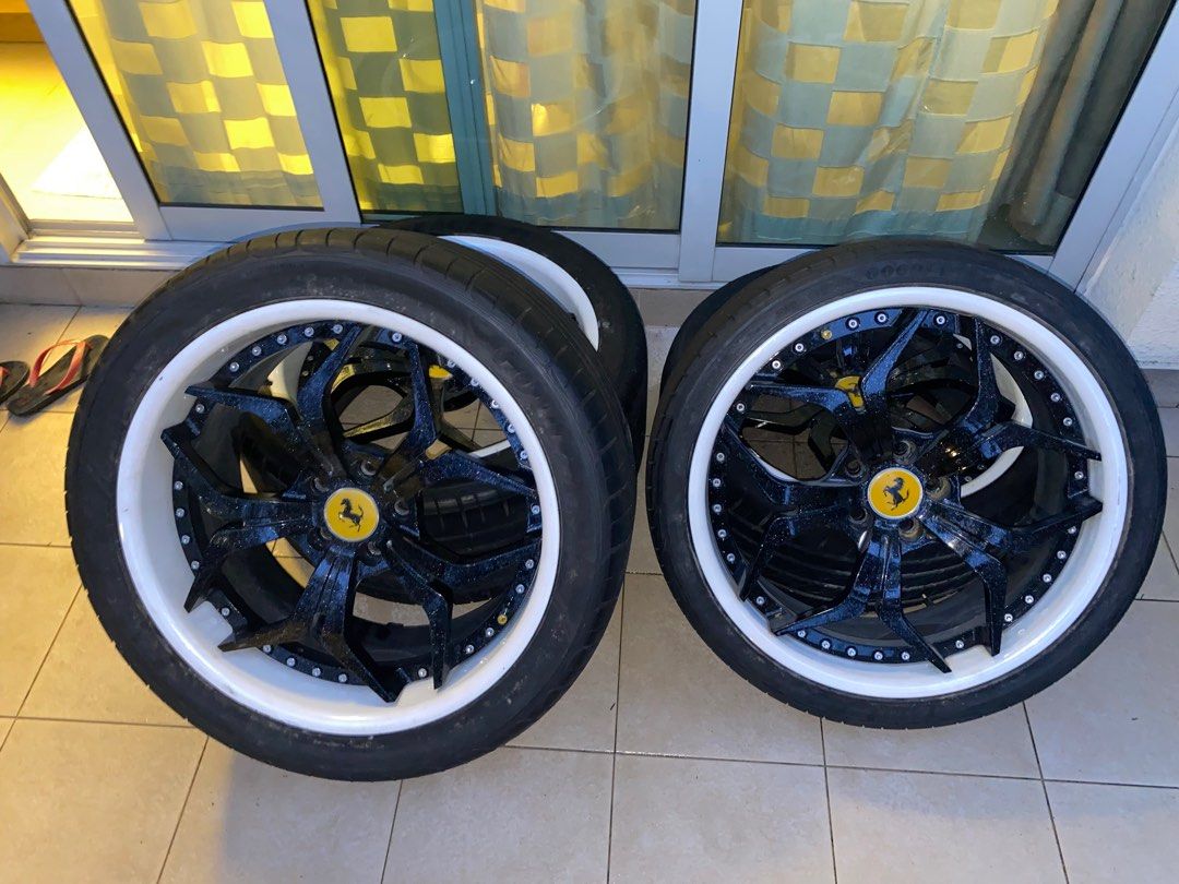 Ferrari sports rims with Goodyear Eagle F1 tyre from Ferrari 430 Spyder ...