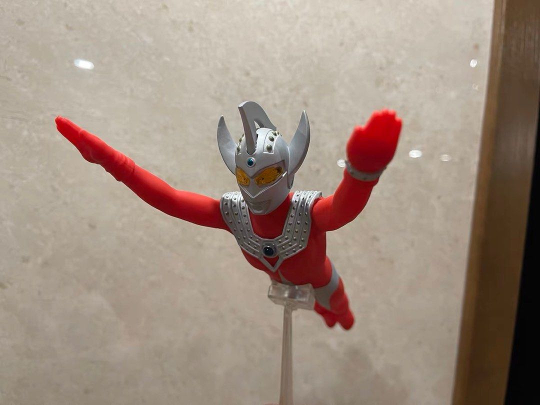 Flying Ultraman Taro, Hobbies & Toys, Toys & Games on Carousell