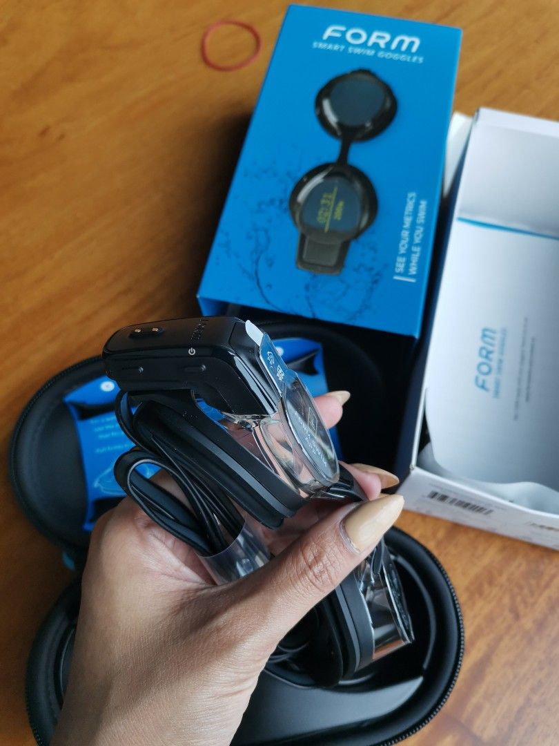 Form SMART Swim Goggles, Men's Fashion, Bottoms, Swim Trunks & Board ...