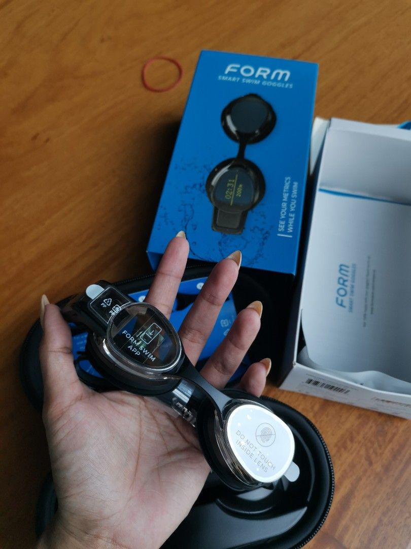 Form SMART Swim Goggles, Men's Fashion, Bottoms, Swim Trunks & Board ...