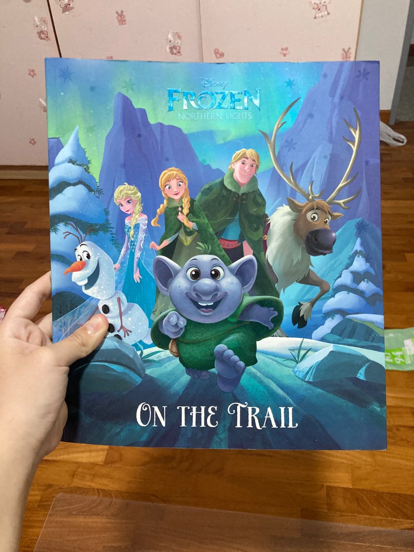 Frozen story book, Hobbies & Toys, Books & Magazines, Children's Books ...