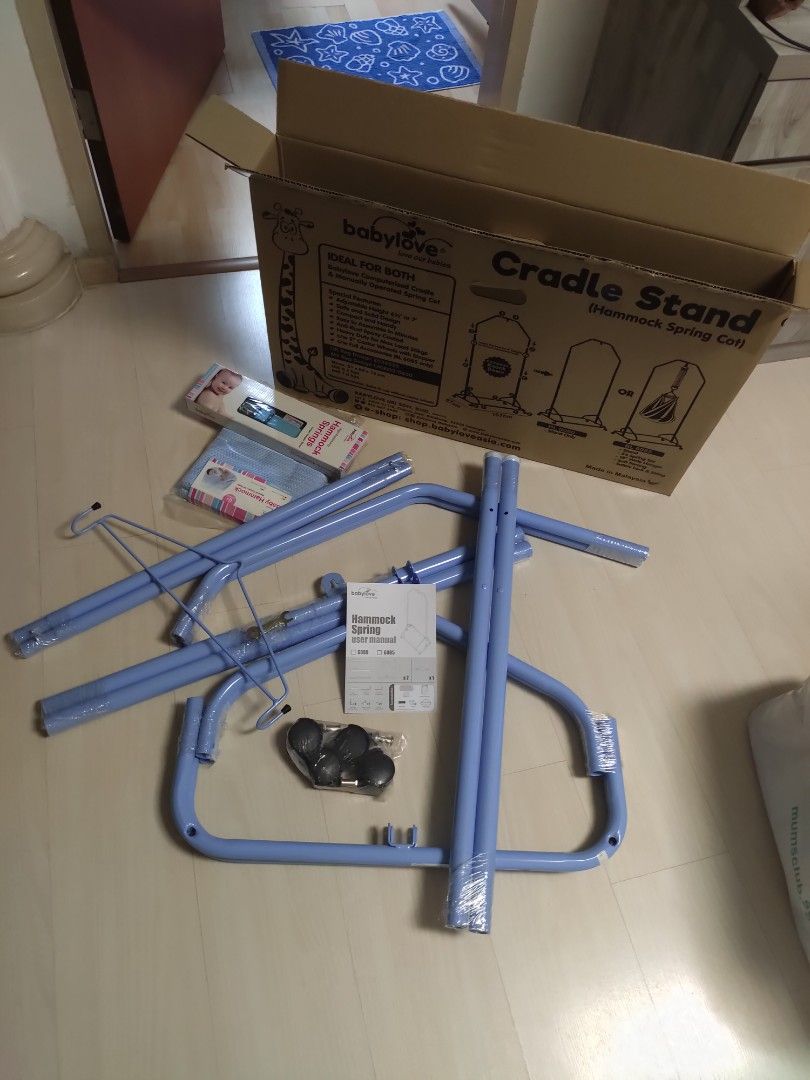 Hammock spring cradle with stand (yaolan for new born baby), Babies ...