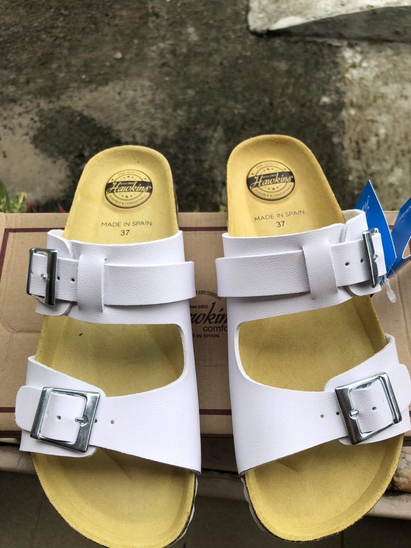 Hawkins Sandals, Women's Fashion, Footwear, Sandals on Carousell