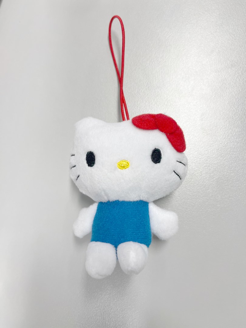 Hello Kitty Keychain, Hobbies & Toys, Toys & Games on Carousell