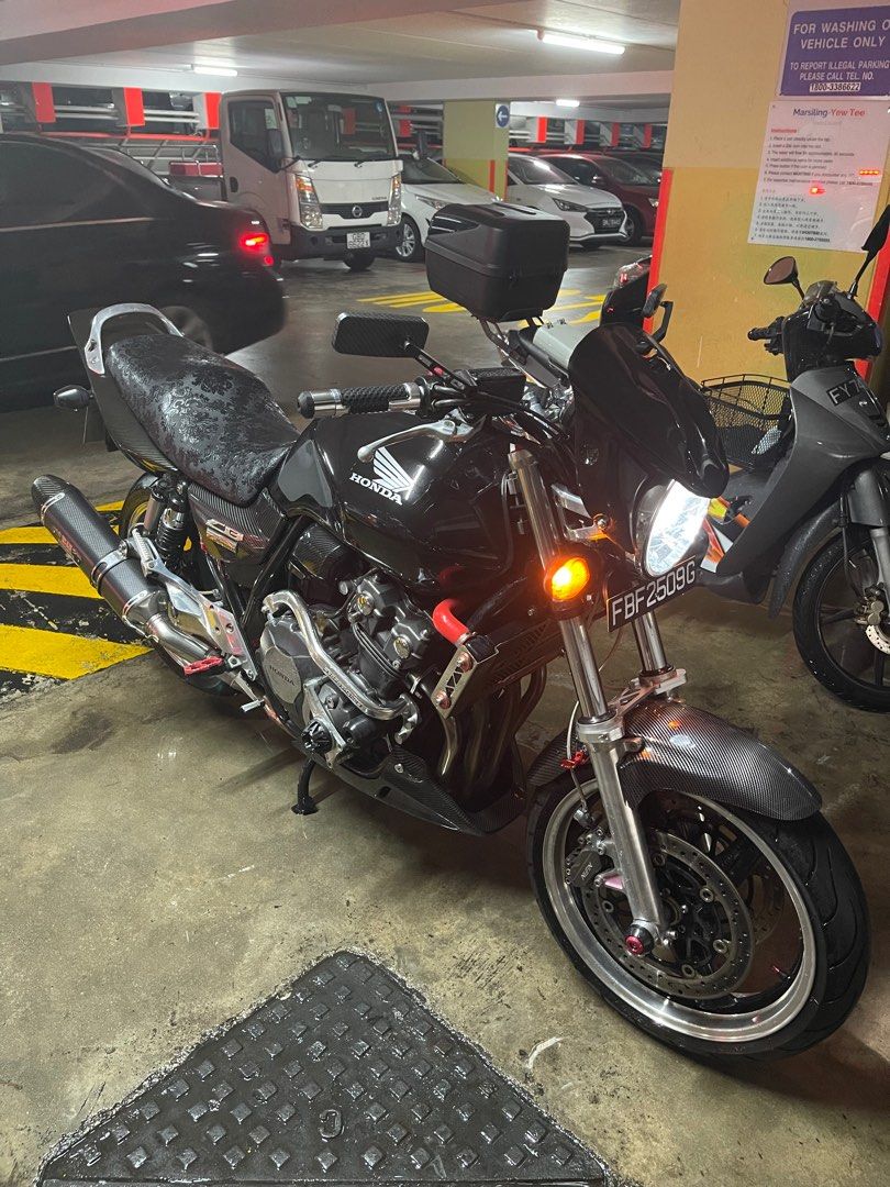 HONDA CB400 REVO 2026 NON-RENEWABLE, Motorcycles, Motorcycles for Sale, Class 2A on Carousell