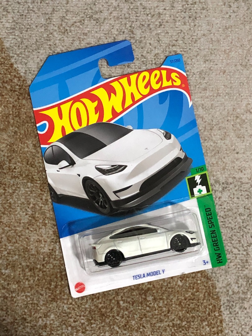 Hot Wheels Tesla Model Y, Hobbies & Toys, Toys & Games on Carousell