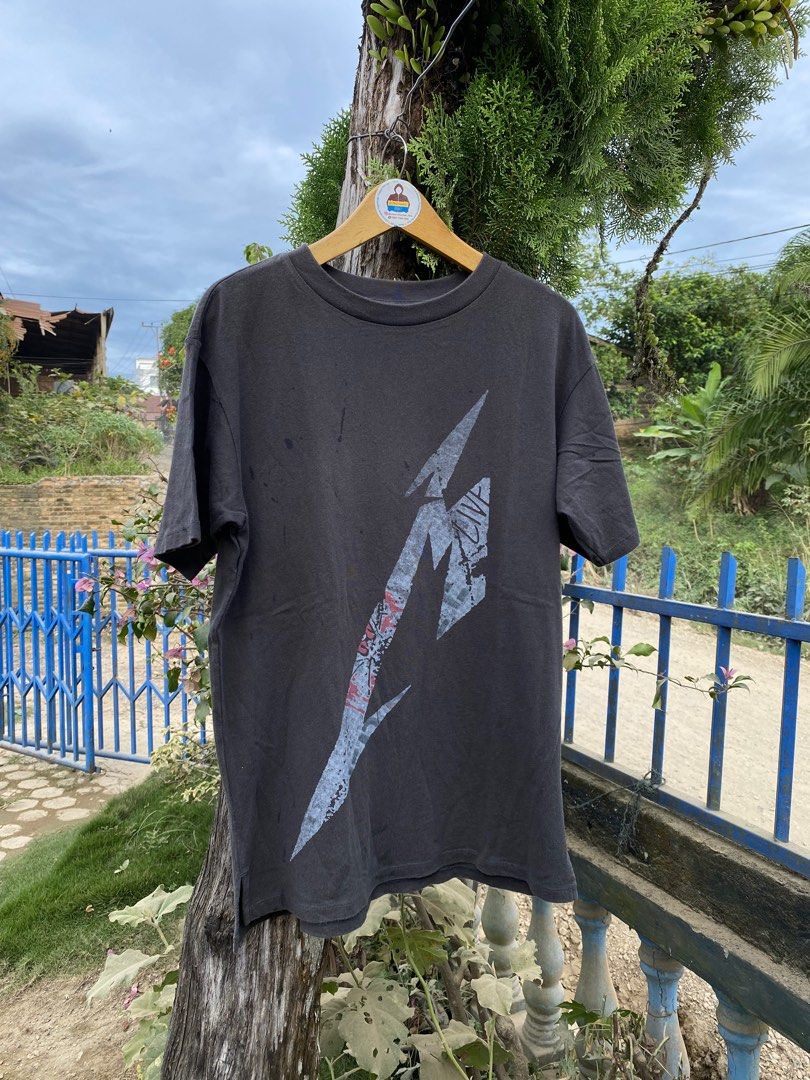 Kaos Metallica second original kaos uniqlo x metallica second kaos band ...