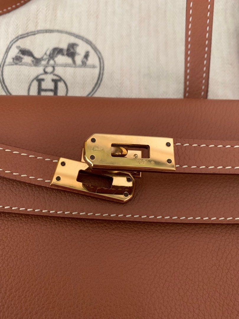 Kelly Danse, Women's Fashion, Bags & Wallets, Shoulder Bags on Carousell