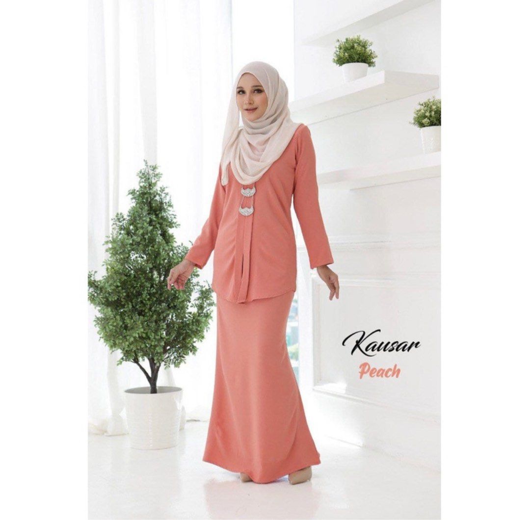 Kurung Kebaya (Peach), Women's Fashion, Muslimah Fashion, Baju Kurung ...
