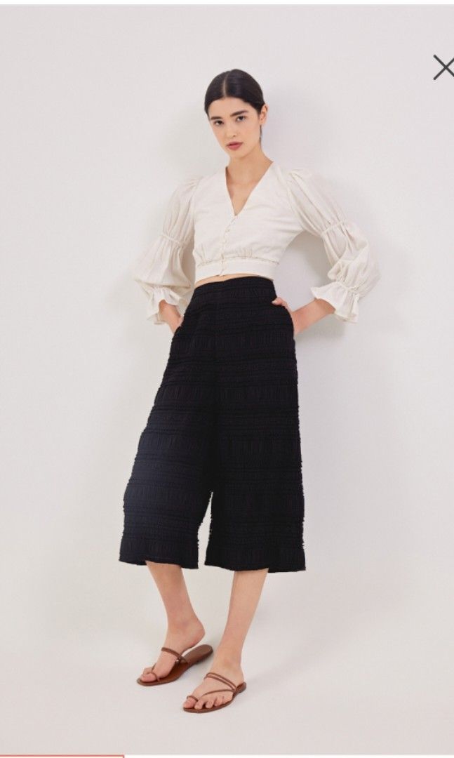 LB Love Bonito Danica Textured Culottes, Women's Fashion, Bottoms ...