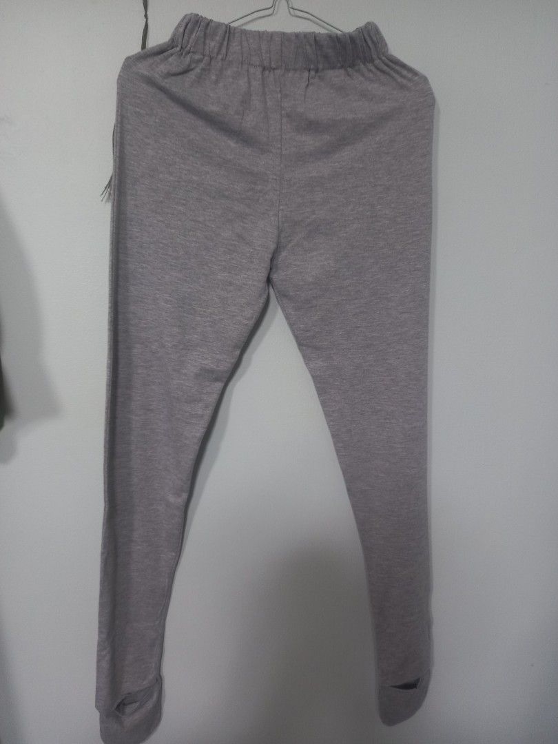 Legging Wudhu Muslimah, Fesyen Wanita, Pakaian Wanita, Bawahan di Carousell
