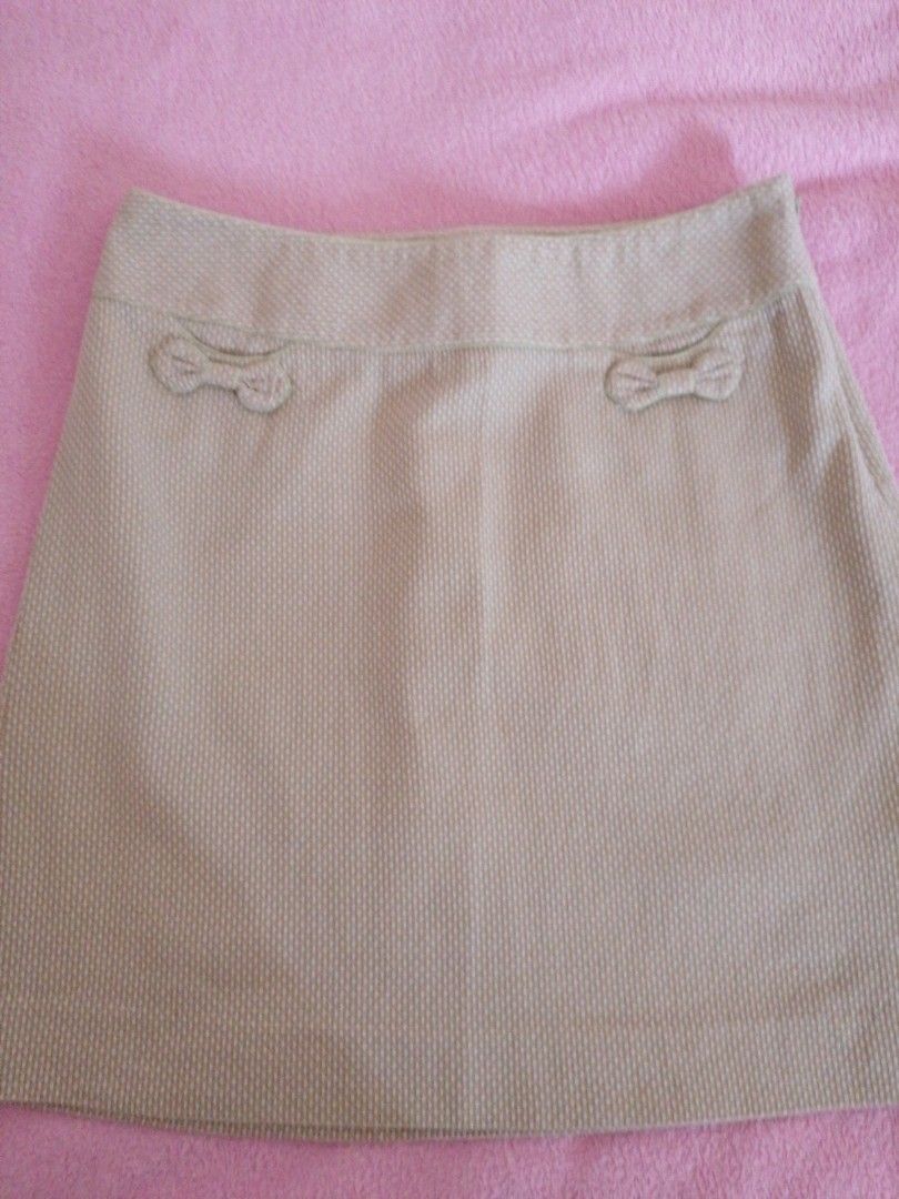LIGHT MINT GREEN MINI SKIRT, Women's Fashion, Bottoms, Skirts on Carousell