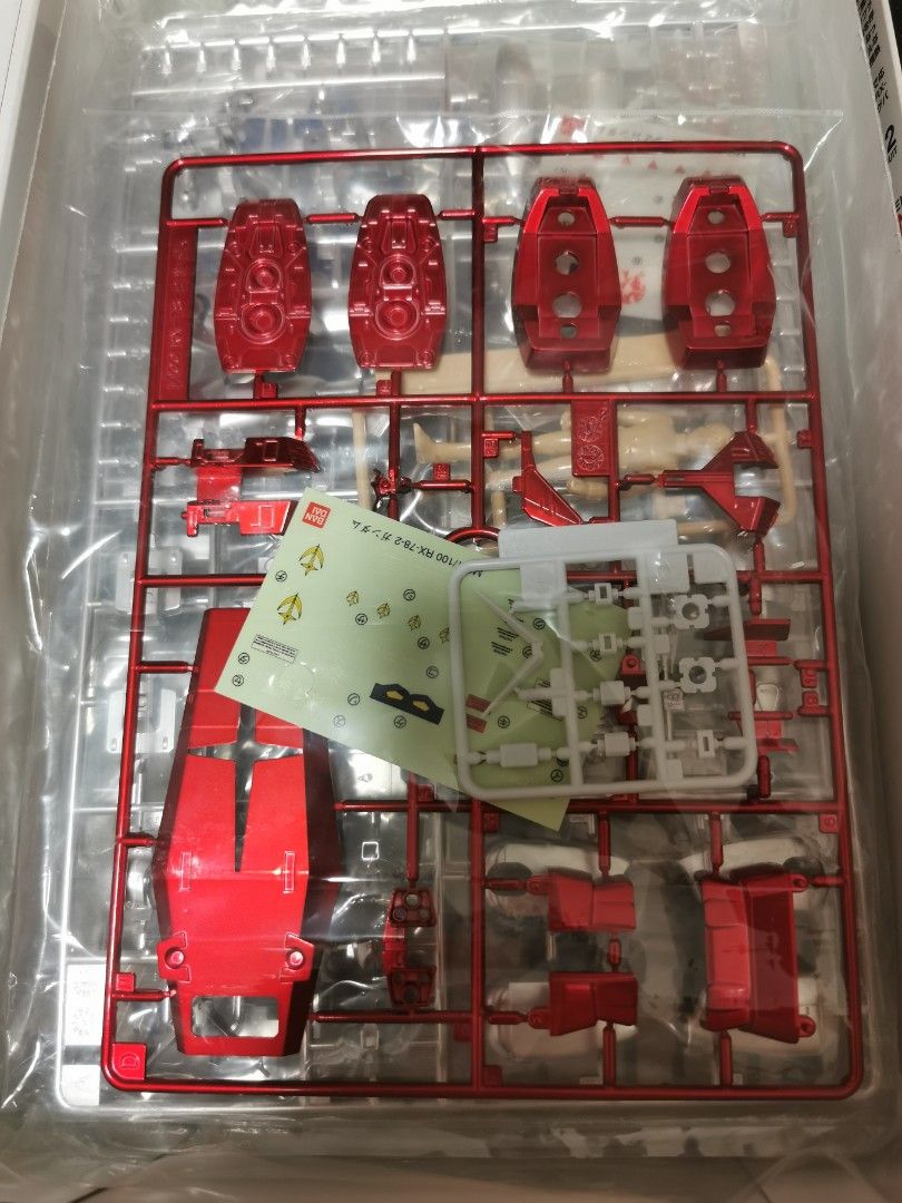 MG Gundam RX-78-2 20th Anniversary Coating Version, Hobbies & Toys, Toys & Games on Carousell