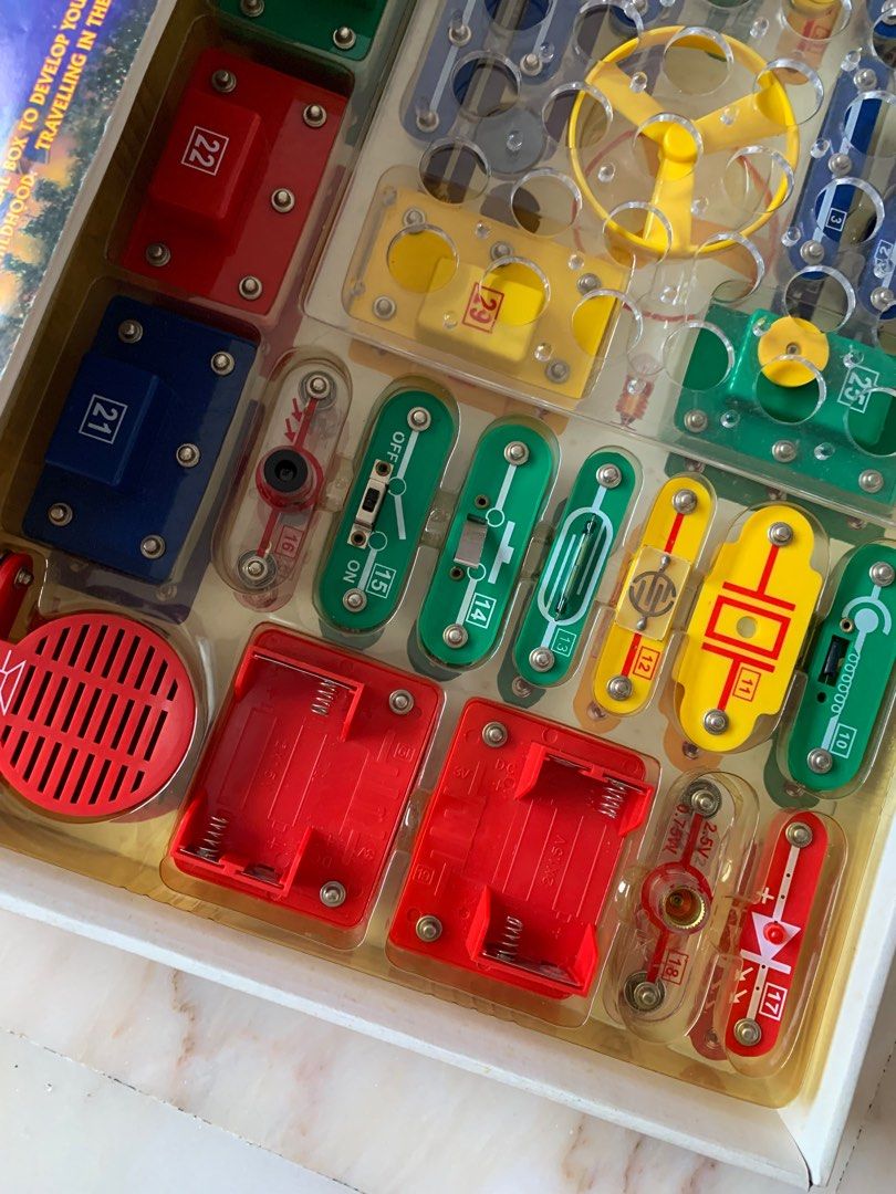 New Electronic Brain Box Toy, Hobbies & Toys, Toys & Games on Carousell