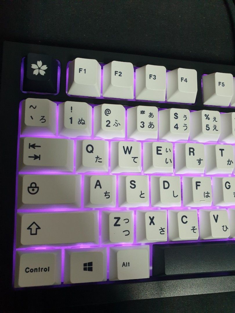 Next time 75 Full 75% keyboard for sale. Akko Vintage whites fully ...